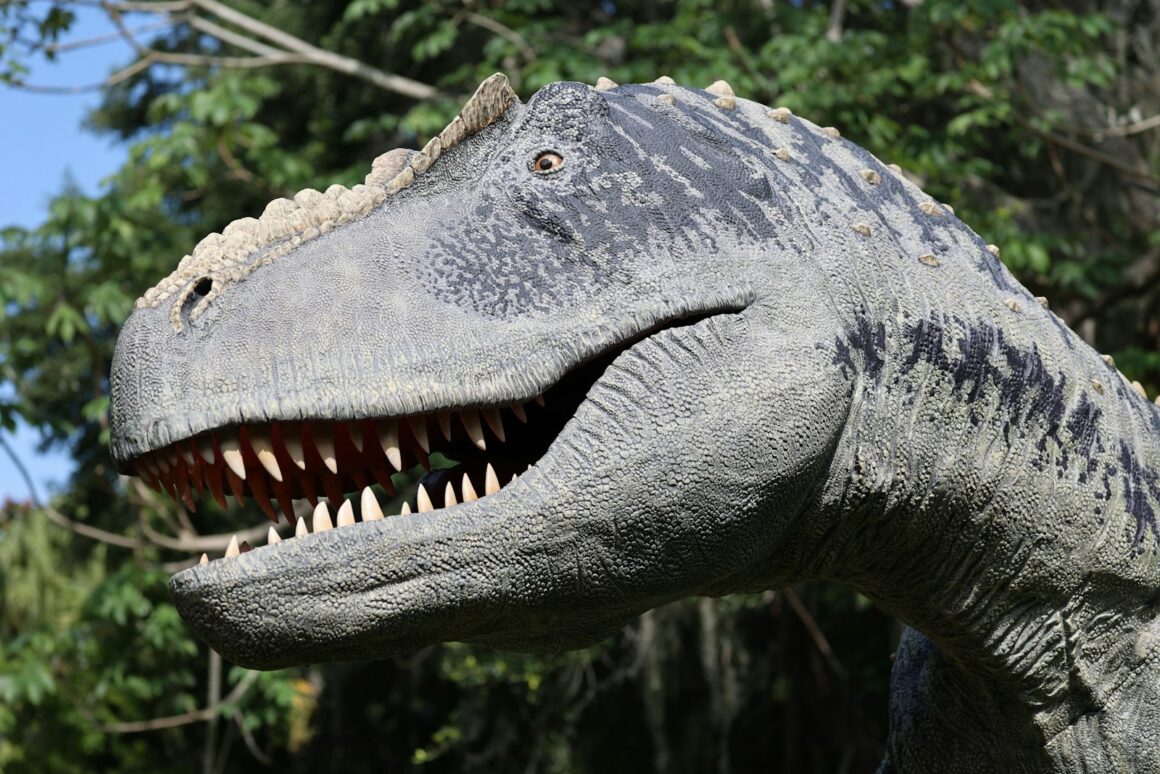 When Custom Animatronics Become the Signature of a Theme Park - The ...